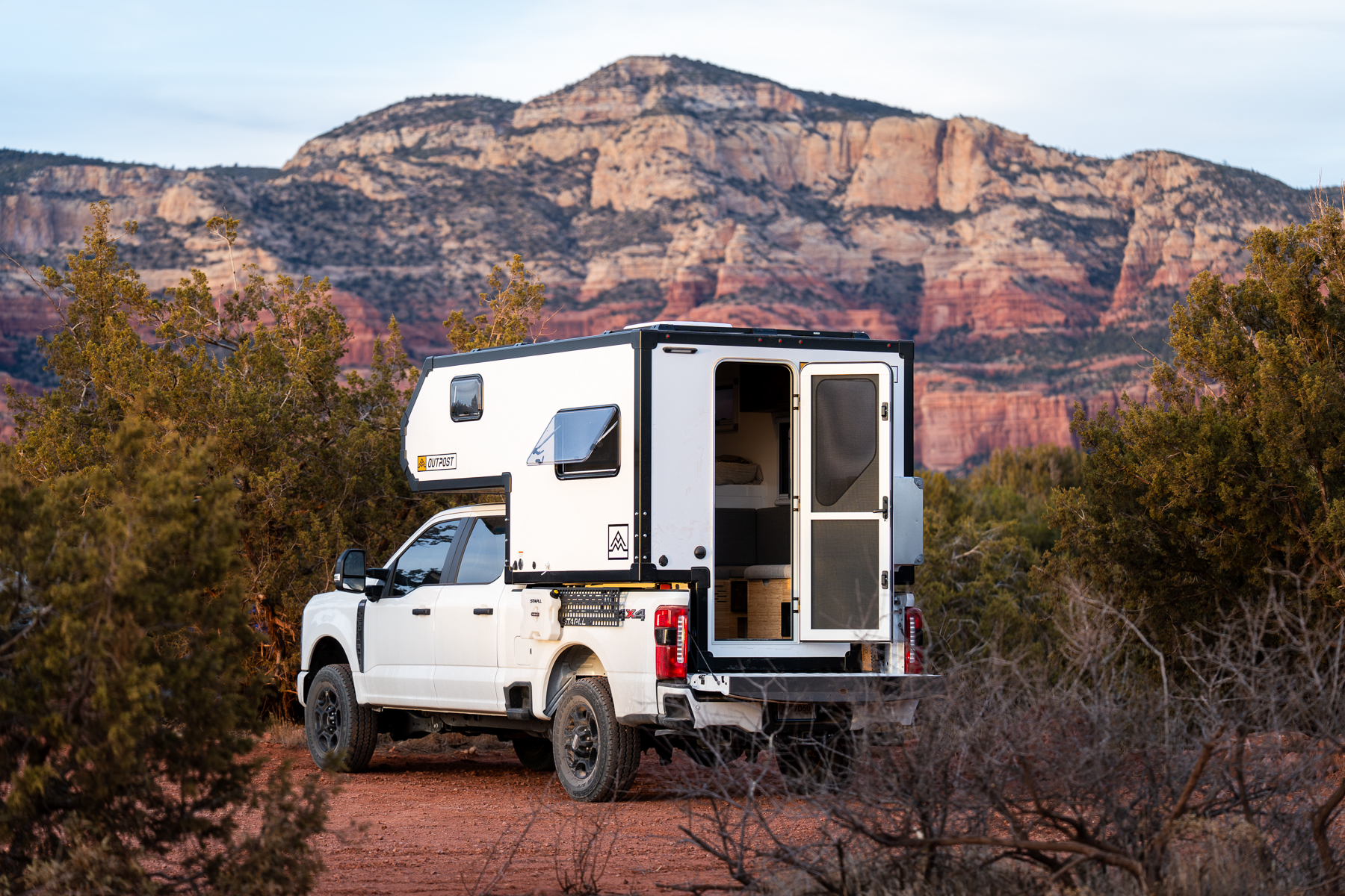 Find A Dealer - Outpost Campers